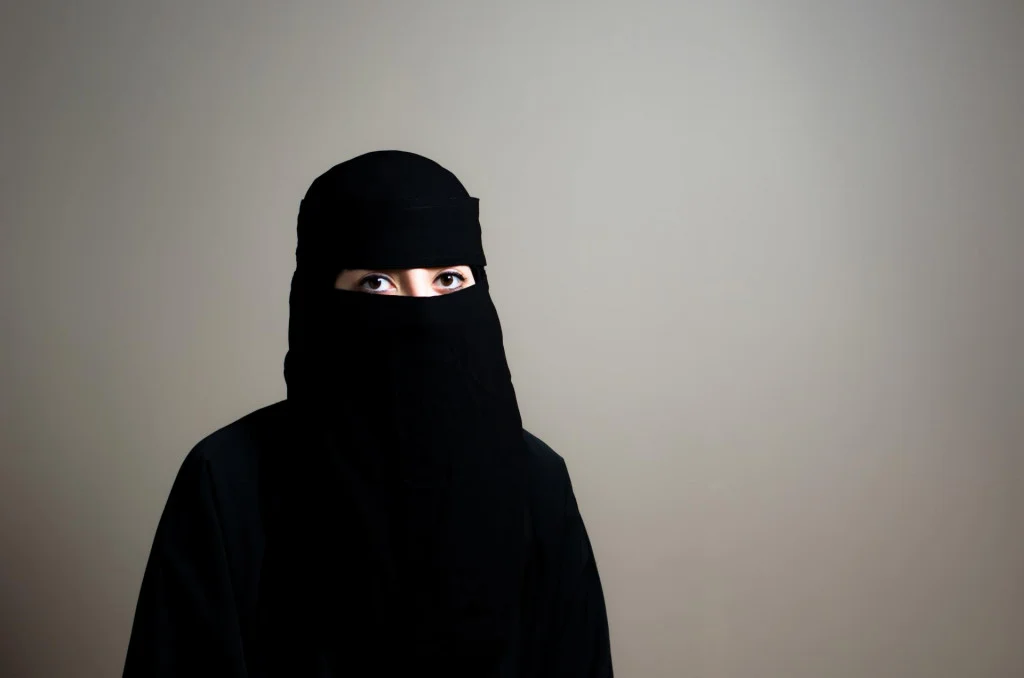 U Sarajevu otvorena posebna teretana za žene, trenerica je u nikabu ...